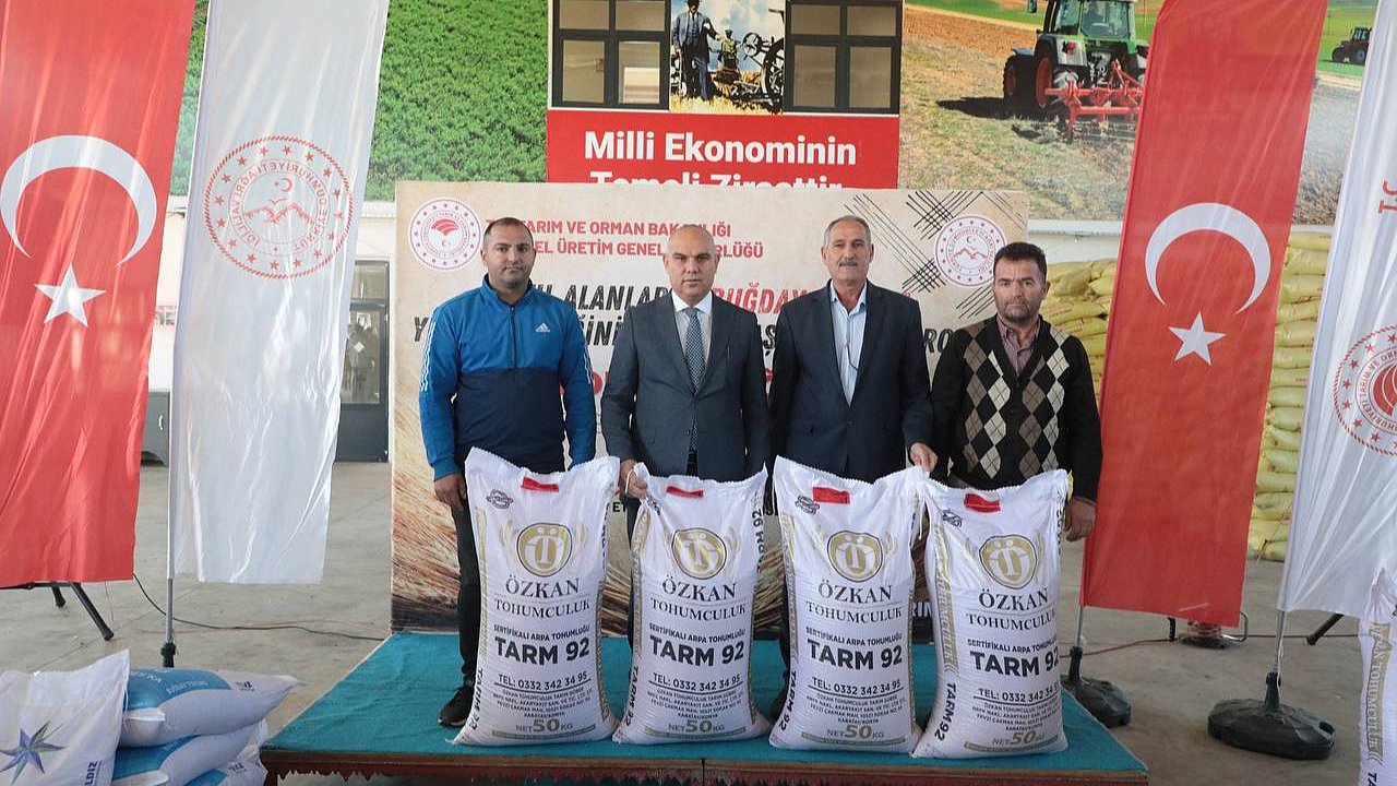 Ağrı'da Atıl Alanlarda Buğday ve Arpa Yetiştiriciliği Projesi ... Ağrı'da Atıl Alanlarda Buğday ve Arpa Yetiştiriciliği Projesi ...